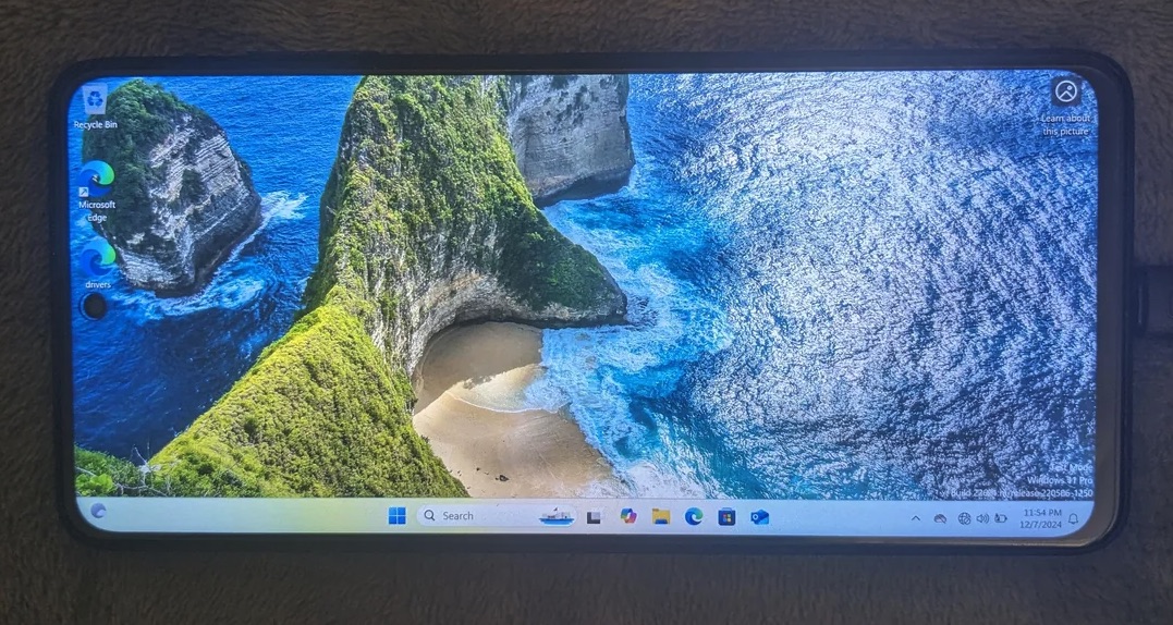 Windows 11 on ARM pe ... telefoane Snapdragon - adica un Windows Mobile ...